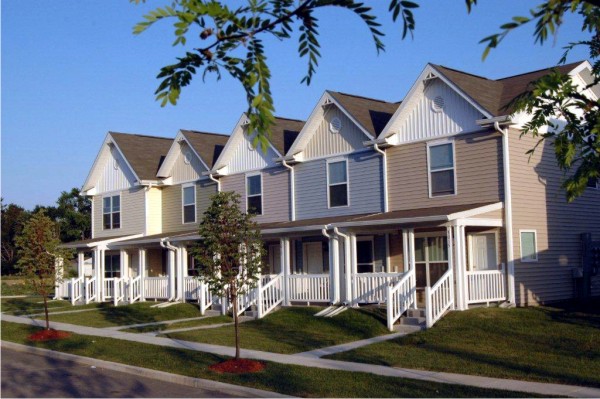Property Description - Red Maple Grove ApartmentsRed Maple Grove Apartments